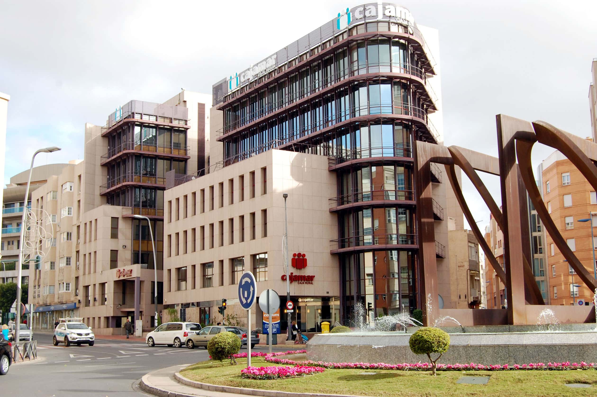 El Grupo Cajamar unifica su imagen para crecer como referencia de la ...